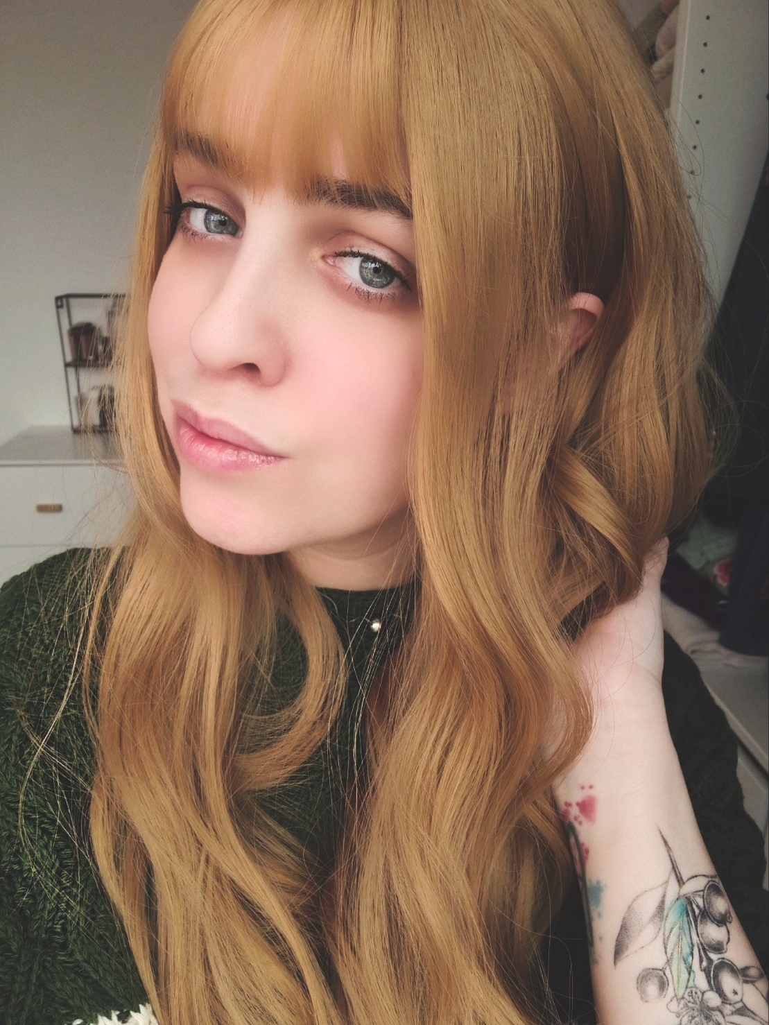 Honey blonde natural long wavy wig with bangs | Della by Lush Wigs UK